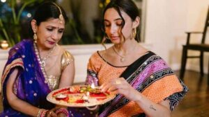 Traditional Dress of Bihar - Costumes For Men & Women - States Insights